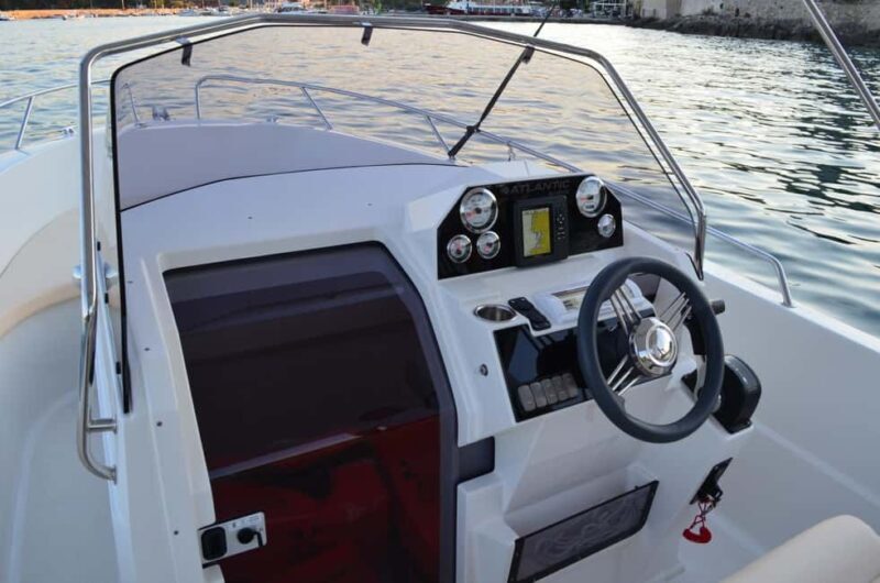 Krk: Rent a boat Atlantic 670 open 410kk - Introduction: Why Consider the Atlantic 670 Open in Krk?