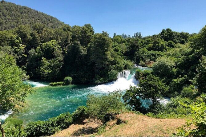 Krka Waterfalls private tour up to 8 persons-Pick up included - FAQs
