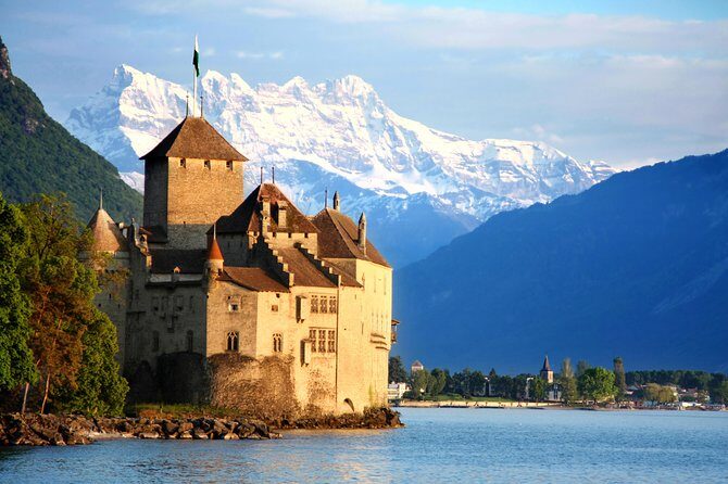 (KTL303) - Winter Tour Montreux and Chaplin's World from Lausanne - Who Will Love This Tour?