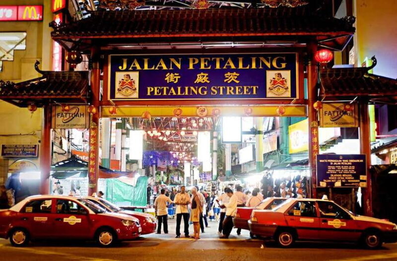 Kuala Lumpur: 4-Hour Authentic Local Markets & Event Tour - Key Points