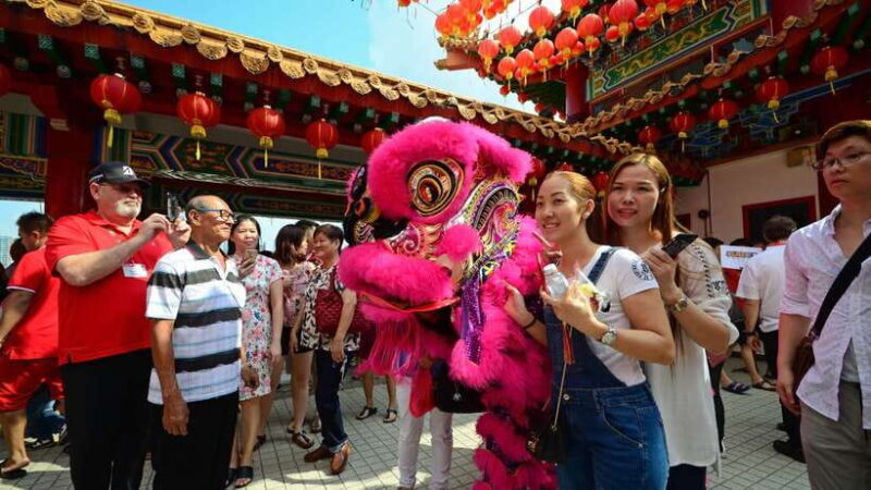 Kuala Lumpur 4-Hour Religious Harmony Tour - Key Points