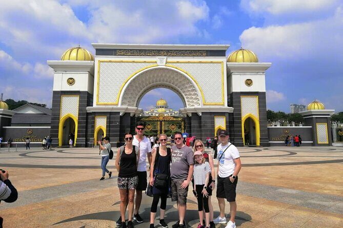 Kuala Lumpur City Tour plus Batu Caves, Hot Springs & Waterfalls - A Practical Guide to the Kuala Lumpur City Tour plus Batu Caves, Hot Springs & Waterfalls