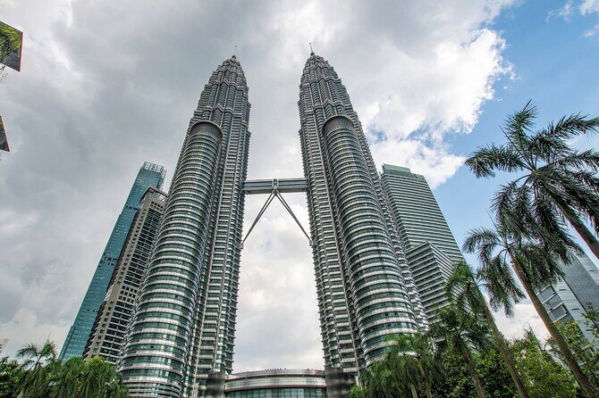 Kuala Lumpur City Tour with Batu Caves Discovery (Shared) - Introduction: An Efficient Way to See Kuala Lumpur