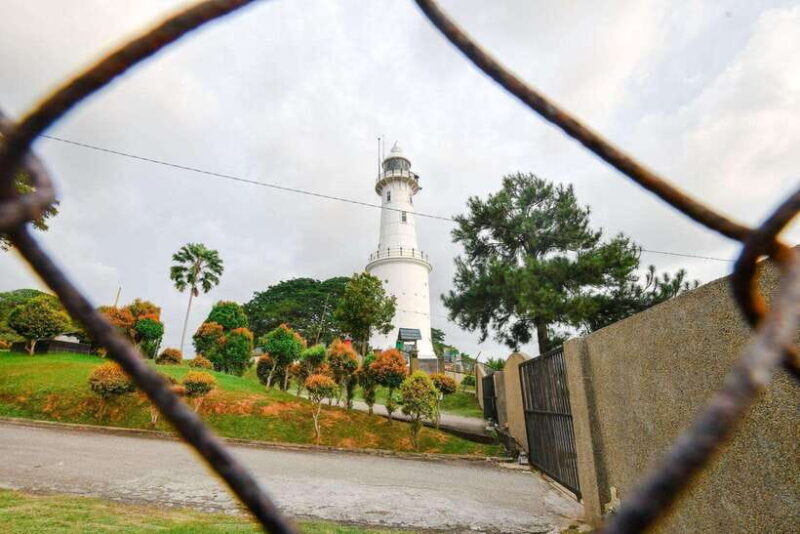 Kuala Lumpur: Fireflies & Blue Tears Tour with Seafood Meal - How the Tour Balances Value and Experience