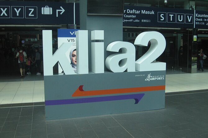 Kuala Lumpur Hotel to Singapore Hotel (Door To Door) Overland Transfer - The Vehicle and Comfort Level