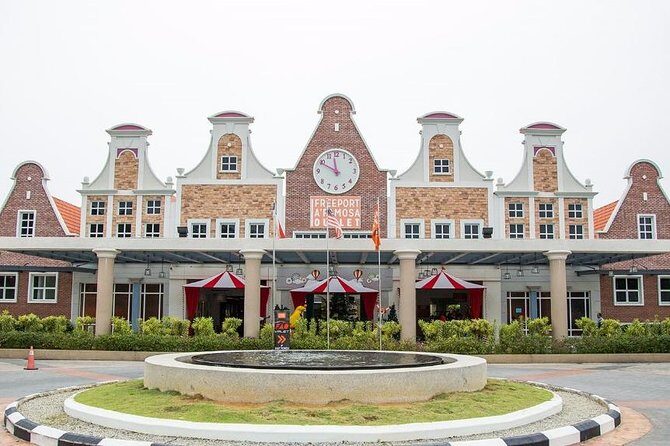 Kuala Lumpur International Airport to Malacca Hotels / Apartments - Key Points