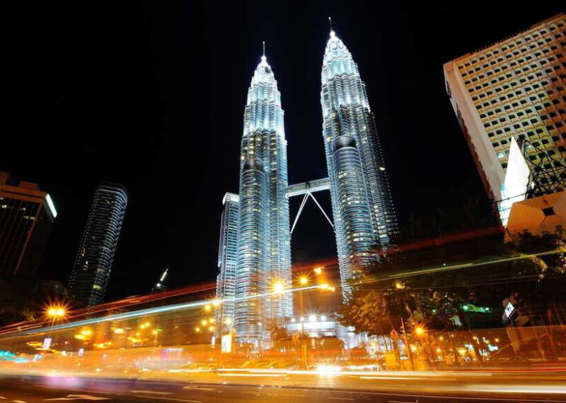 Kuala Lumpur Petronas Towers e-Tickets - A Detailed Look at the Petronas Twin Towers E-Tickets Tour