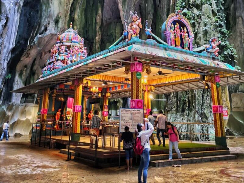 Kuala Lumpur: Private City Tour with KL Tower & Batu Caves - Key Points