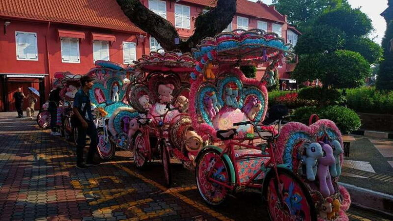 Kuala Lumpur: Private Malacca Night Tour w/Cruise & Trishaw - Timing and Logistics