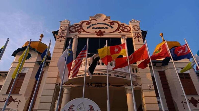 Kuala Lumpur: Private Malacca Night Tour w/Cruise & Trishaw - Who Will Love This Tour?