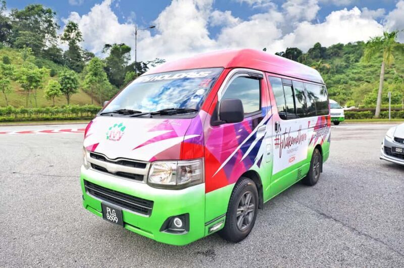 Kuala Lumpur: Private Sightseeing by Vehicle with Driver - Why Choose a Private, Customizable Tour?
