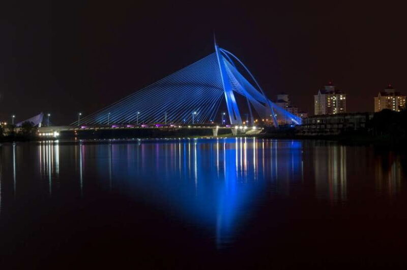 Kuala Lumpur: Putrajaya City Tour with Lake Cruise - Final Stop: Lake Cruise or Alternative