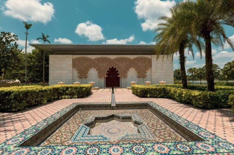 Kuala Lumpur: Putrajaya Lakeside Views & Pink Mosque Ride - Why This Tour Works