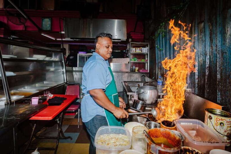 Kuala Lumpur: Sambal Street Food Tour with 15+ Tastings - The Itinerary: What to Expect