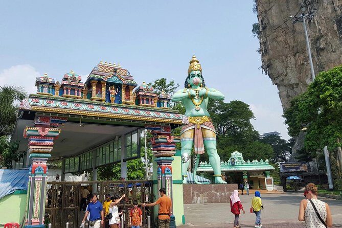 Kuala Lumpur Suburbs and Batu Caves Tour - FAQs