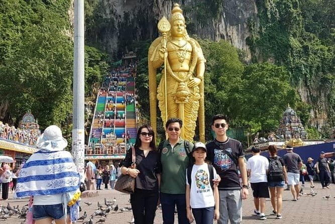 Kuala Lumpur Top Most 23 Attractions Full Day City Tour - Exploring Kuala Lumpur in a Day: A Closer Look at the Top 23 Attractions