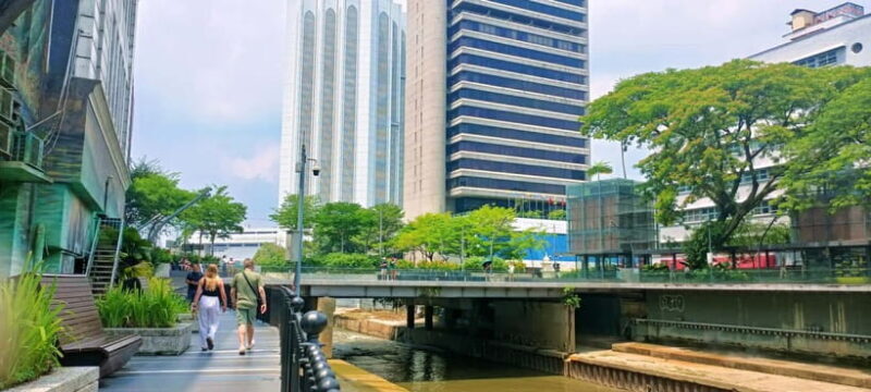 Kuala Lumpur: Tour with 21 Attractions - Temples and Sweet Treats