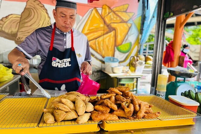 Kuala Lumpur Walking Food Tour Experience With Secret Food Tours - Key Points