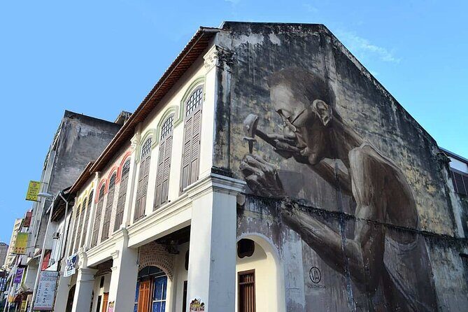 Kuala Lumpur's Nightlife Secrets and Street Food - Key Points