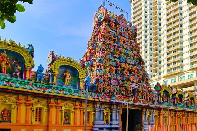 Kuala Lumpur's Urban Evening Food Tour - Stop 4: Chinatown and Local Snacks