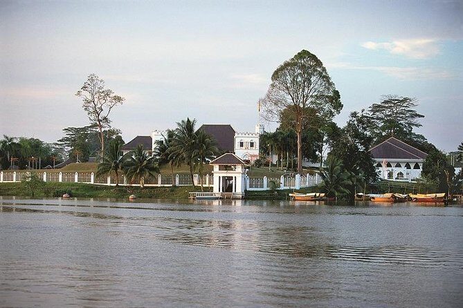 Kuching City Sightseeing Tour - Key Points