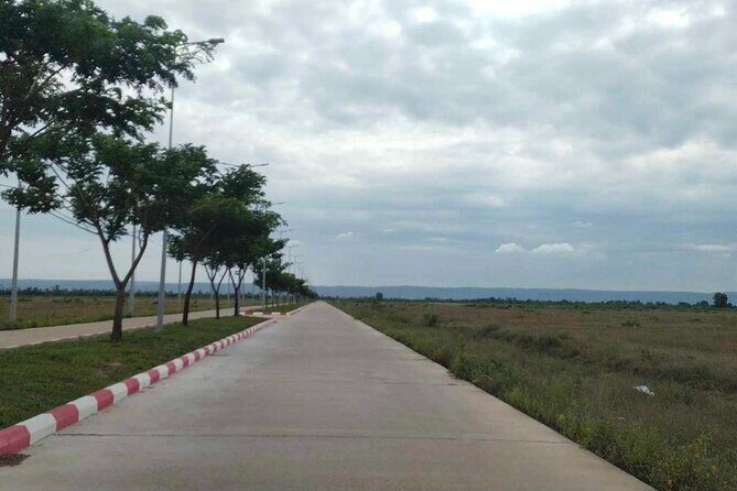 Kulen Mt,Water Fall,Banteay Srei &Sunset Temple - The Experience and the Guides