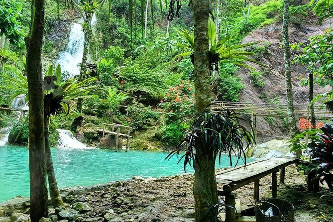 Kulon Progo Waterfall Yogyakarta with English / Dutch / Italian / French Guide - FAQ