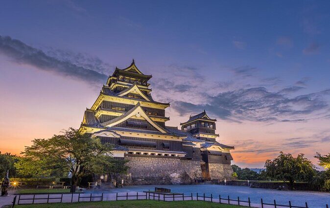 Kumamoto Castle Walking Tour with Local Guide - Key Points
