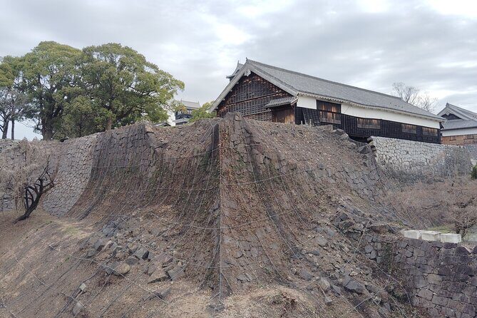 Kumamoto: Kumamoto Castle Guided Walking Tour 90min - Practical Tips for Visitors