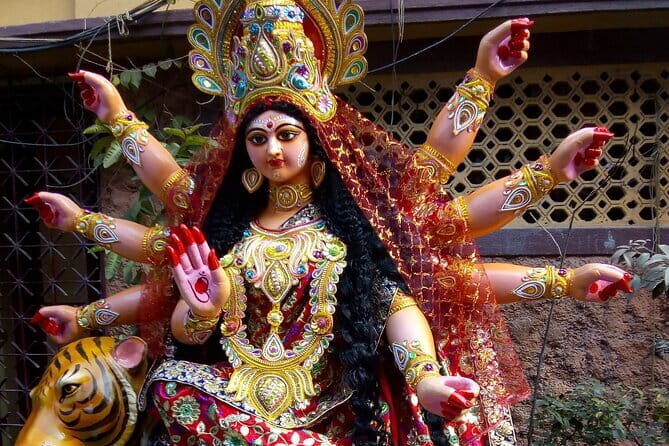Kumartuli - Where the Gods come to Earth - Kumartuli - Where the Gods Come to Earth: An Authentic Look into Bengal’s Artistic Heart