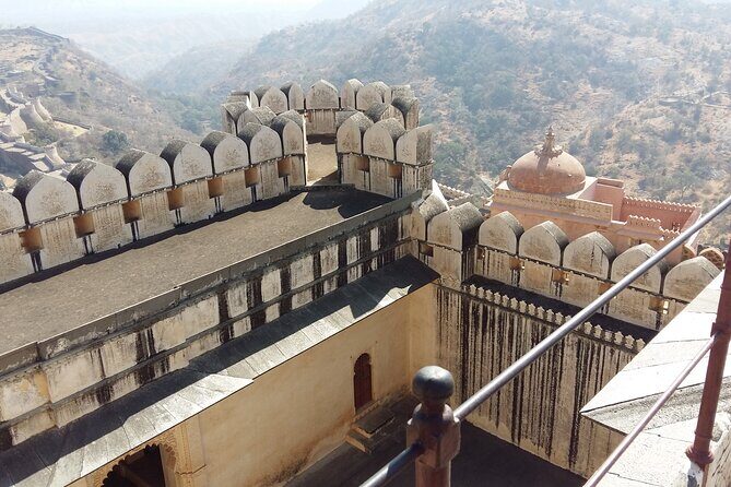 Kumbhalgarh , Ranakpur , Village Experience , Taxi , Shops - Key Points