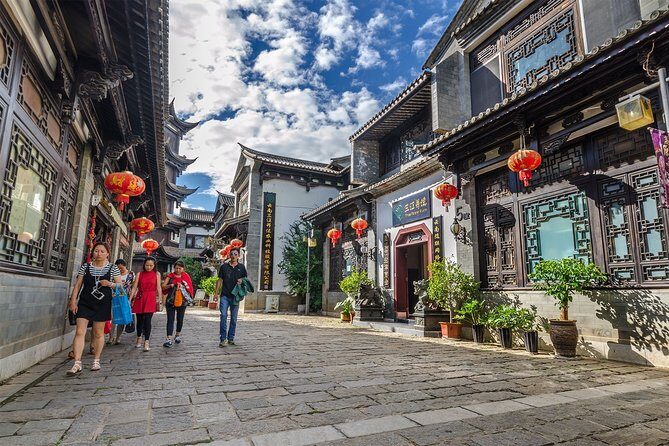 Kunming Private Day Tour to Dali City Highlights by Bullet Train - Key Points