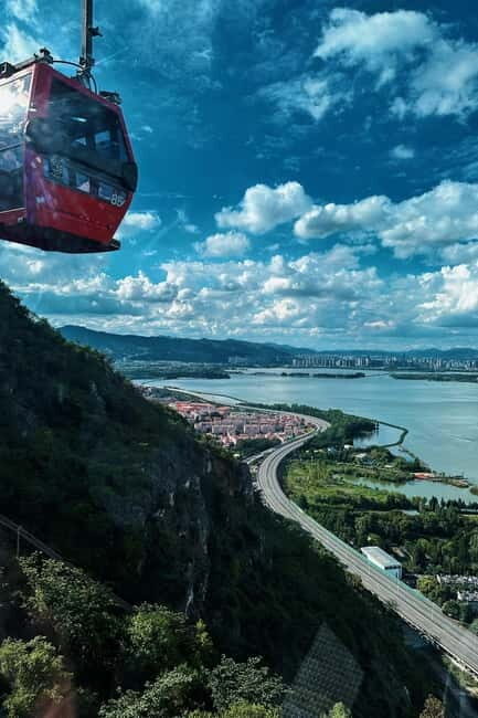 Kunming: Stone Forest and Dianchi Lake Day Trip with Lunch - Why This Tour Might Be Perfect for You