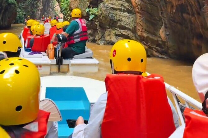 Kunming Yunnan One Day Tour of Jiuxiang - Who Will Love This Tour?