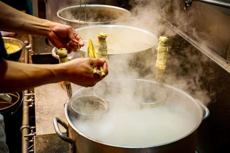 Kurume: Tonkotsu Ramen Guided Tour with 2 Bowls of Ramen - Who Should Consider This Tour?