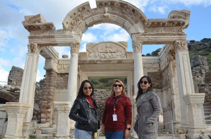 Kusadasi: EPHESUS PRIVATE PORT TOUR FOR CRUISES-SAVE TIME - Practical Tips for Travelers