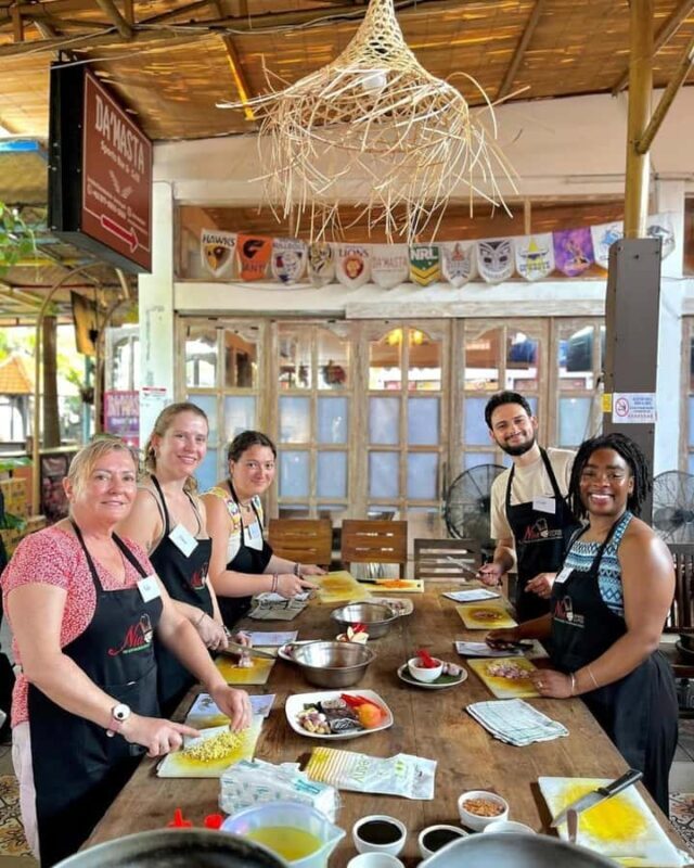 Kuta: Balinese Cooking Class with 9 Dish and Market Tour - Key Points