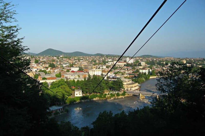 Kutaisi City Walking Tour + Free Wine Tasting - Discover Kutaisi Through a Local Lens: The City Walking Tour Plus Free Wine Tasting