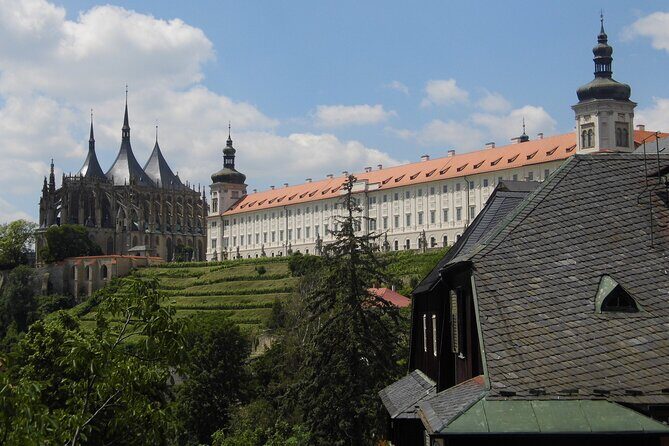 Kutna Hora and Bone Chapel Private Day Trip from Prague - St. Barbara’s Cathedral: Gothic Grandeur