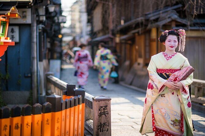 Kyoto 8hr Private Tour with Government-Licensed Guide - Starting with Fushimi Inari-taisha Shrine