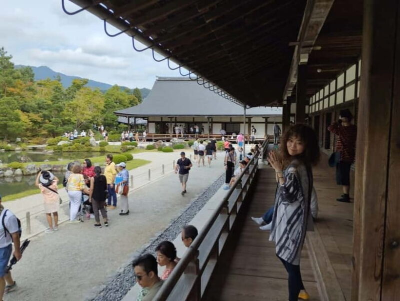 Kyoto: Arashiyama Bamboo Forest and Nijo Castle Private Tour - Practical Details and What You Should Know