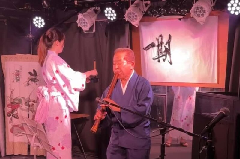 Kyoto: Commission a calligraphy work from a calligrapher - Key Points