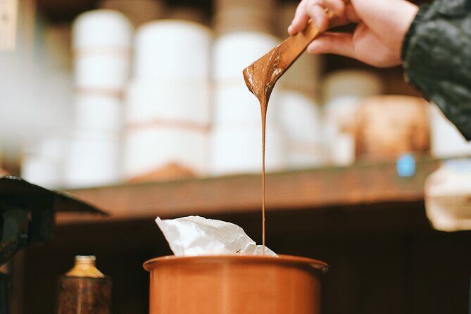 Kyoto Cultural Experience Inside the World of Urushi Lacquer - The Hands-On Fuki-Urushi Workshop