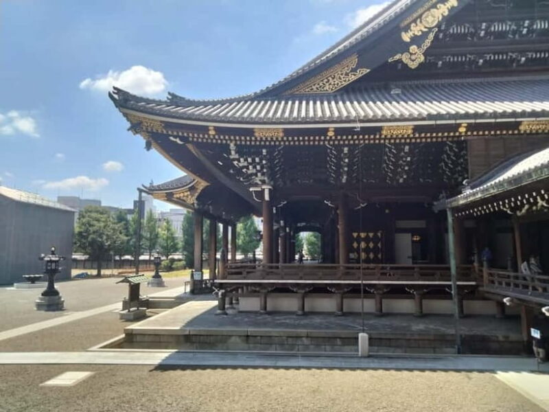 Kyoto: Discover Every Bit of Higashi Honganji Temple, 1.5 h - Key Points