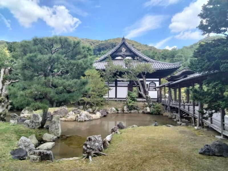 Kyoto: Explore Kodaiji Temple Surrounded by Quaint Gardens - An Authentic Look at Kodaiji Temple