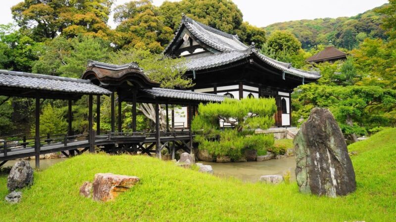 KYOTO: Exploring Six Scenic Spots with Sushi - Potential Drawbacks and Considerations