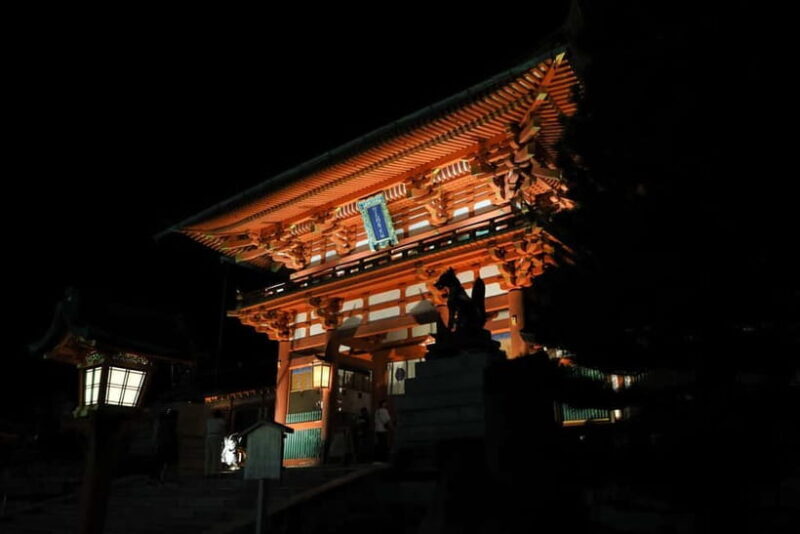 Kyoto: Fushimi Inari Private Night Hiking Tour with guide - Practical Tips for Participants