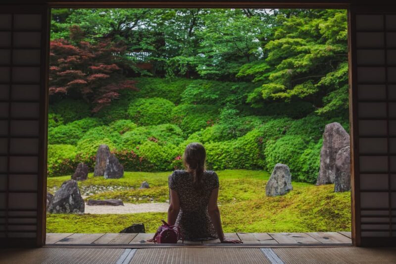 Kyoto: Fushimi Inari Shrine and Hidden Gems Guided Tour - Key Points
