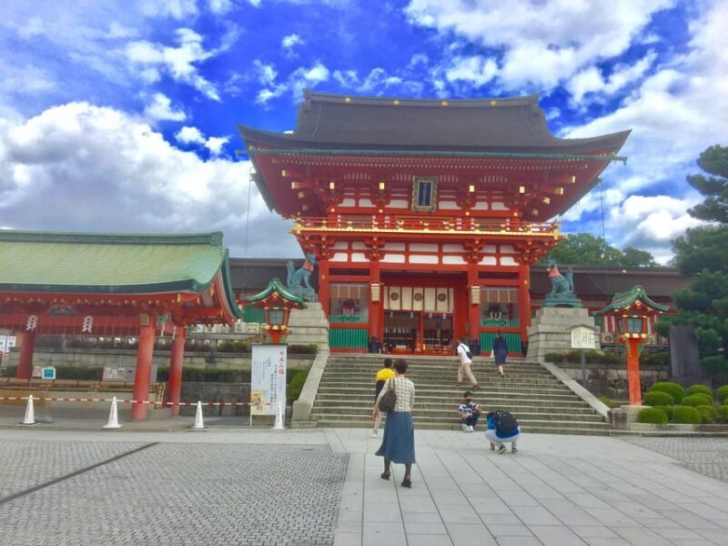 Kyoto: Fushimi Inari Shrine and Mount Inari Guided Tour - Practical Tips for Travelers