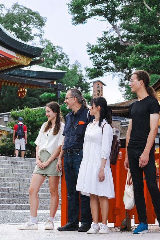 Kyoto: Fushimi Inari Taisha Shrine Walking Tour with Guide - Walking the Path — Details That Matter